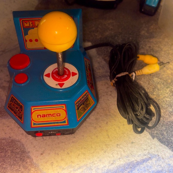 Video Games & Consoles | Ms Pacman 5 In 1 Plug And Play 204 Jakks ...